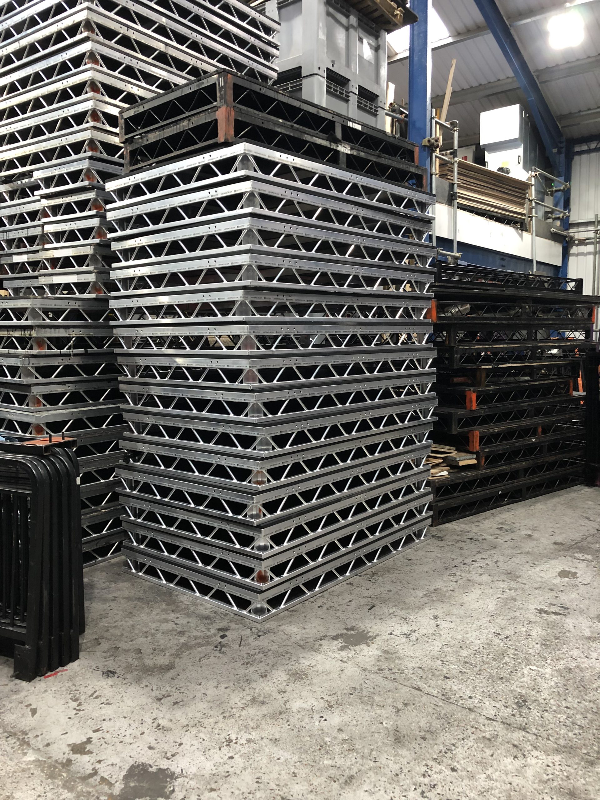 Why LiteDeck Staging is becoming so popular for Events | Steeldeck